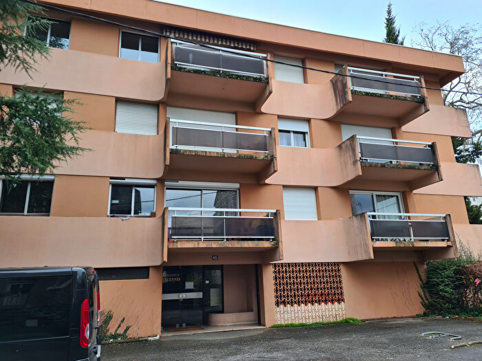 Appartement 2 pièces à louer - Brive-la-Gaillarde, Le Rocher Coupé, Breuil, Malecroix