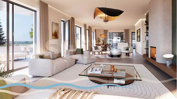 Appartement à vendre - Aix-les-Bains, Centre-ville - 4 pièces - 3 chambres