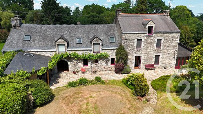 Maison 8 pièces à vendre à Elven