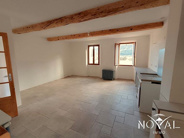 Valderoure - Appartement 3 pièces à louer