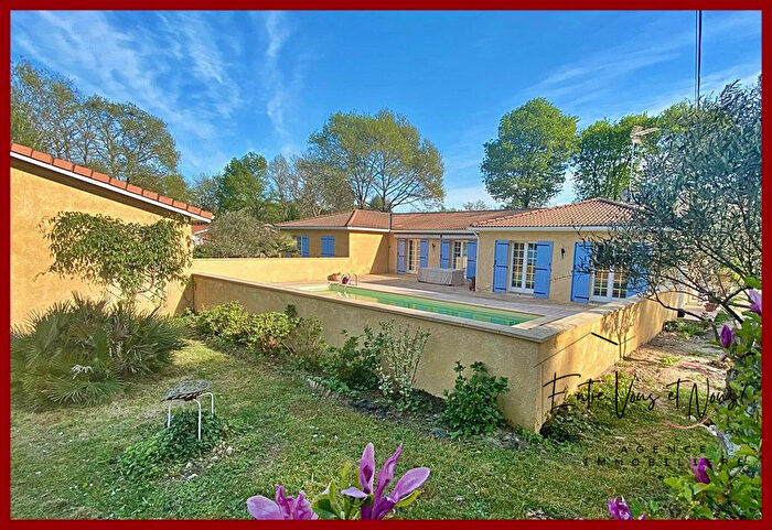 Maison à vendre - Roaillan - 7 pièces - 5 chambres