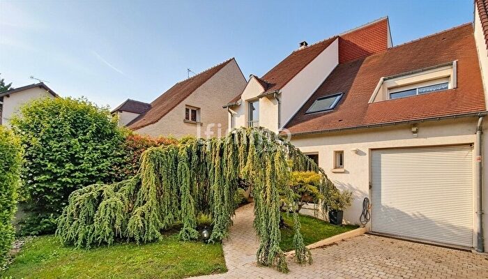 Maison 6 pièces à Villeparisis, à vendre