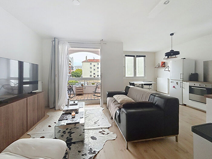 Alfortville, Mairie, Gare : Appartement 2 pièces à vendre