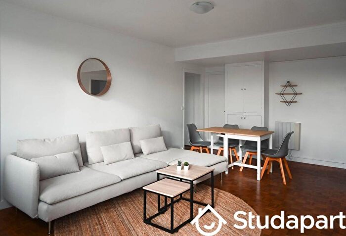 Appartement à louer - Brouets Gare, Mantes-la-Ville - 1 pièce - 3 chambres