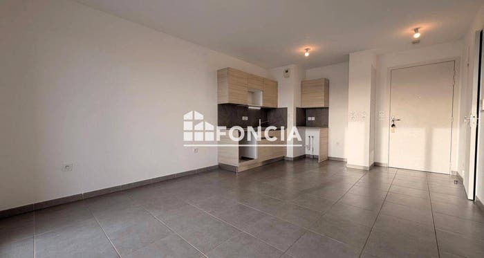 Monclar Nord, Avignon : Appartement 2 pièces à louer