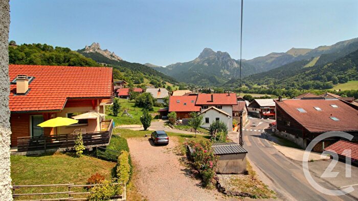 Maison à vendre - Bernex - 9 pièces - 6 chambres