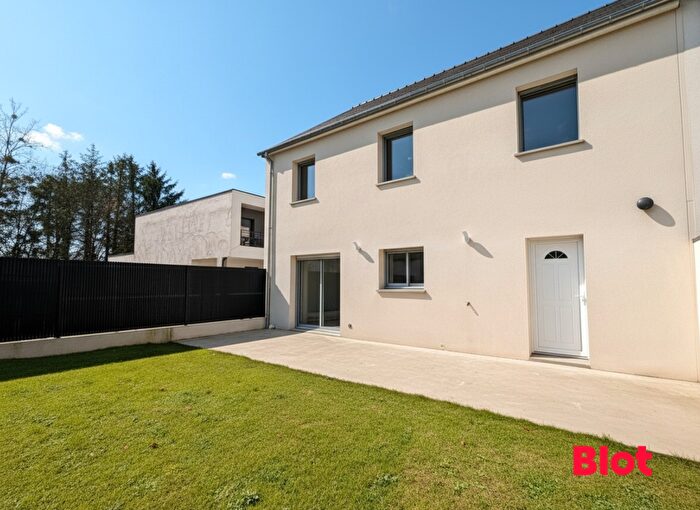 Maison à vendre - Le Rheu - 6 pièces - 4 chambres