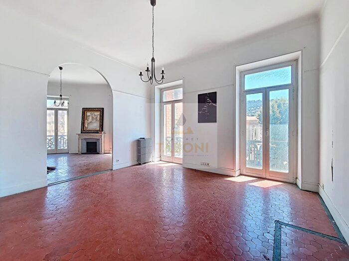 Appartement à vendre - Nice, Le Port - 5 pièces - 3 chambres