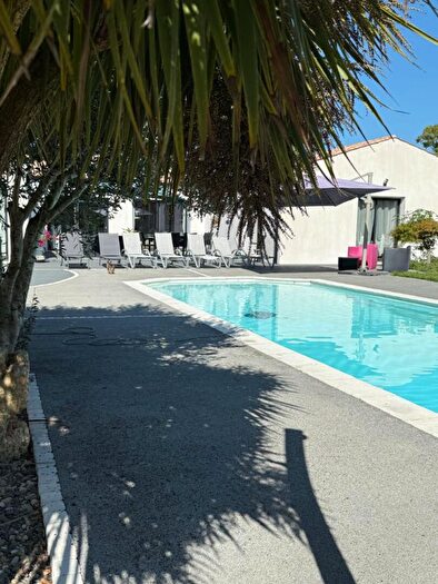 Maison à vendre - Le Thou - 6 pièces - 4 chambres