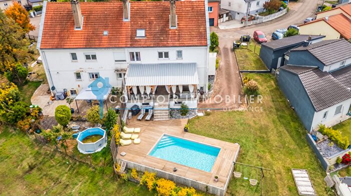 Maison à vendre - Petite-Rosselle - 10 pièces - 7 chambres