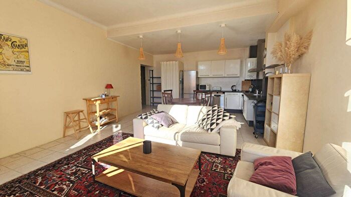 Appartement à louer - Secteur Sauvegarde, Grasse - 3 pièces - 2 chambres