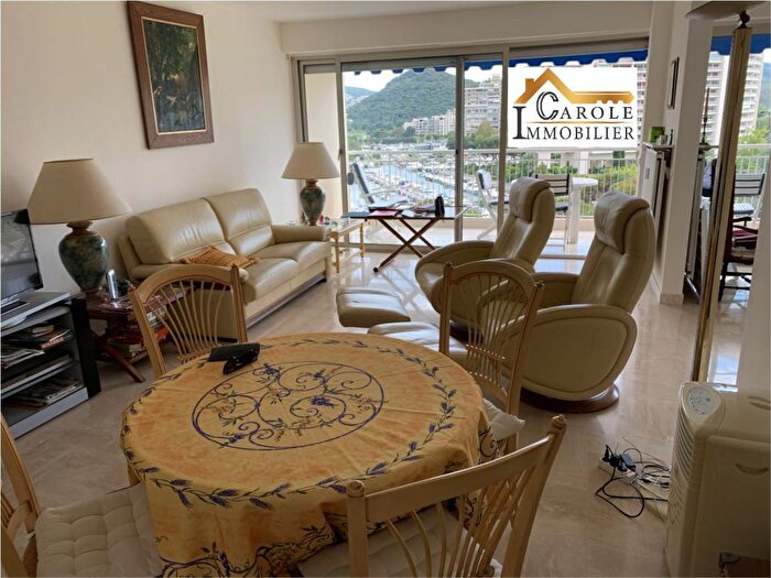 Mandelieu-la-Napoule : Appartement 3 pièces à vendre