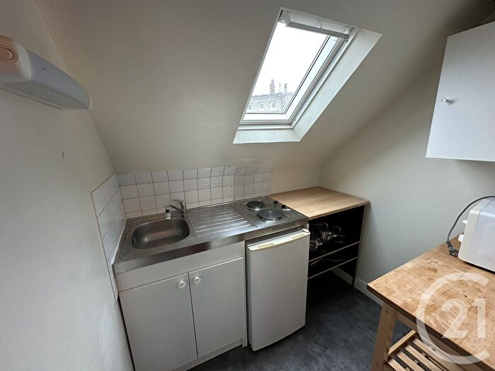 Appartement à louer - Le Mans, Leclerc, Courboulay - 1 pièce