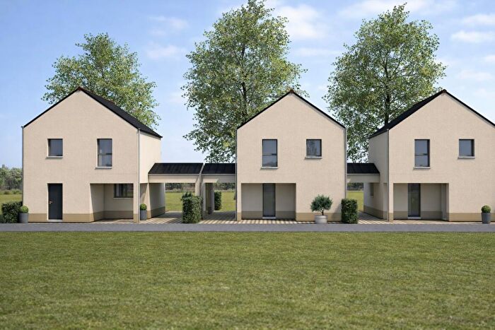 La Chapelle-Chaussée : Maison 4 pièces à vendre