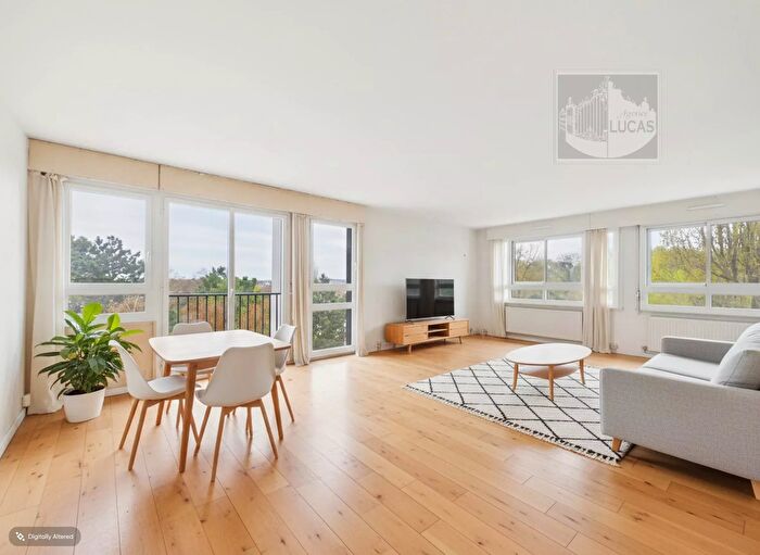 Appartement 5 pièces à vendre à Verrières-le-Buisson, Gros Chênes, Noisette, Tombeau de Molé