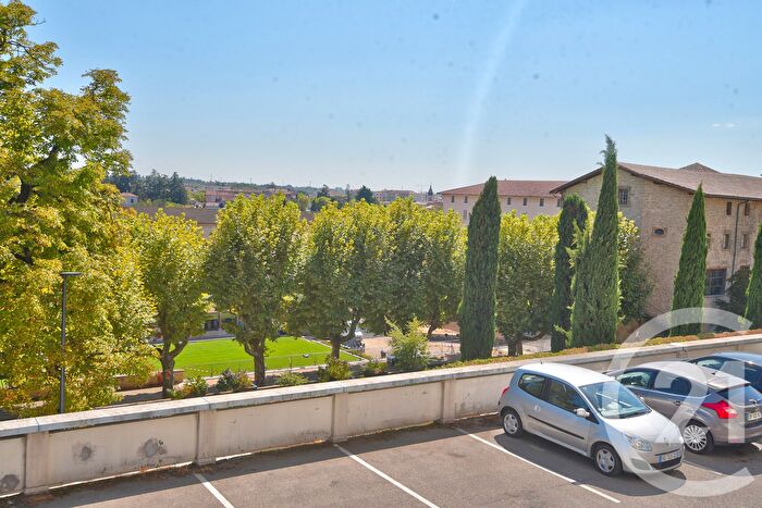 Appartement 5 pièces à Romans-sur-Isère, Centre-ville, à vendre