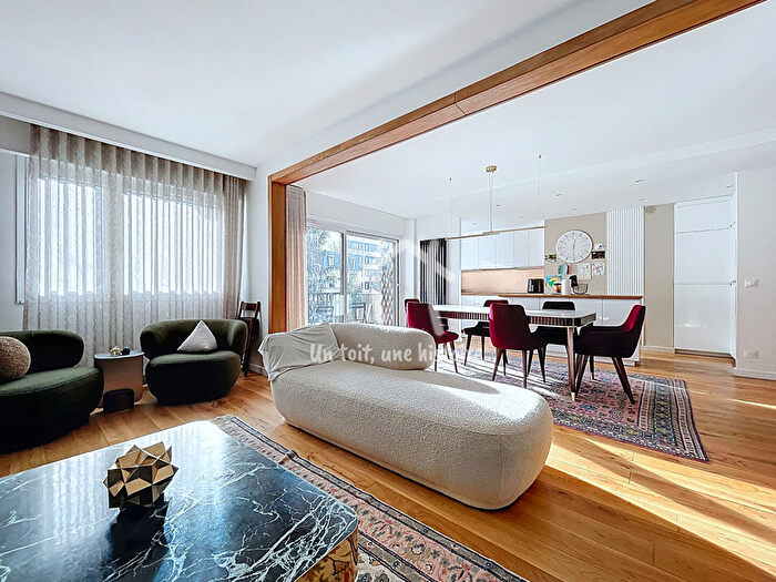 Appartement à vendre - Courbevoie, Bécon - 5 pièces - 3 chambres