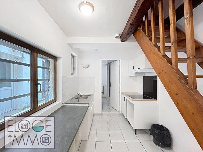 Appartement à louer - Vieux Marché-Cathédrale, Rouen - 3 pièces - 2 chambres