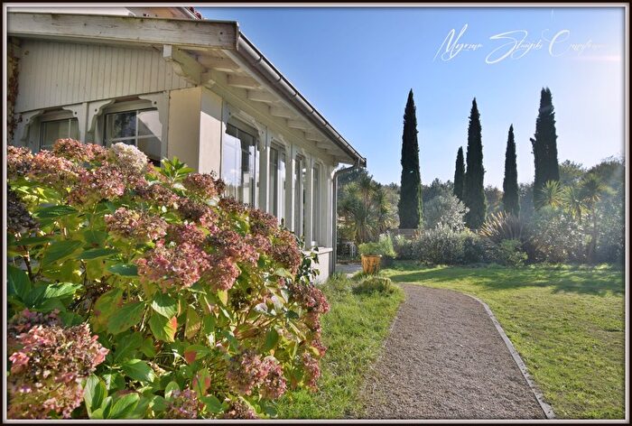 Maison à vendre - Parentis-en-Born - 10 pièces - 8 chambres