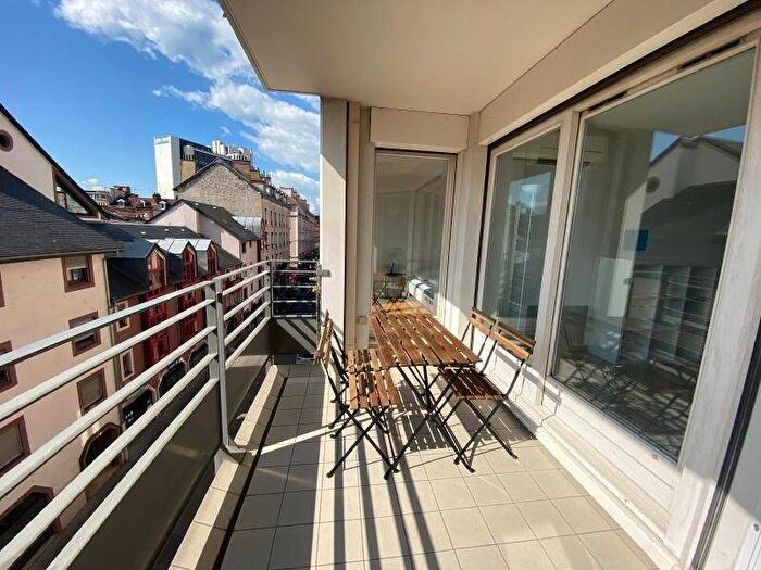 Appartement à louer - Préfecture, Grenoble - 2 pièces - 1 chambre