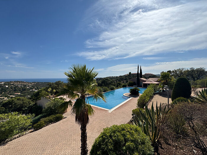 Appartement à vendre - Roquebrune-sur-Argens, Massel, Le Bois dAngélis - 2 pièces - 1 chambre