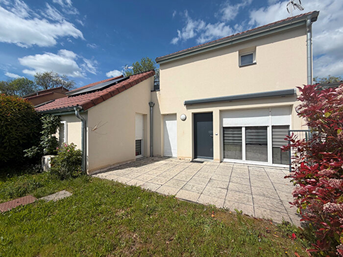 Maison à vendre - LIsle-dAbeau, Côteau de Chasse - 5 pièces - 4 chambres