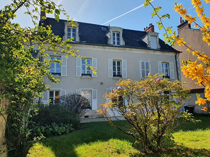 Maison à vendre - Bourges - 9 pièces - 6 chambres