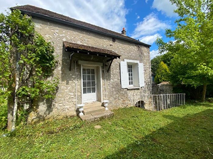 Maison 1 pièce à louer à Rosay