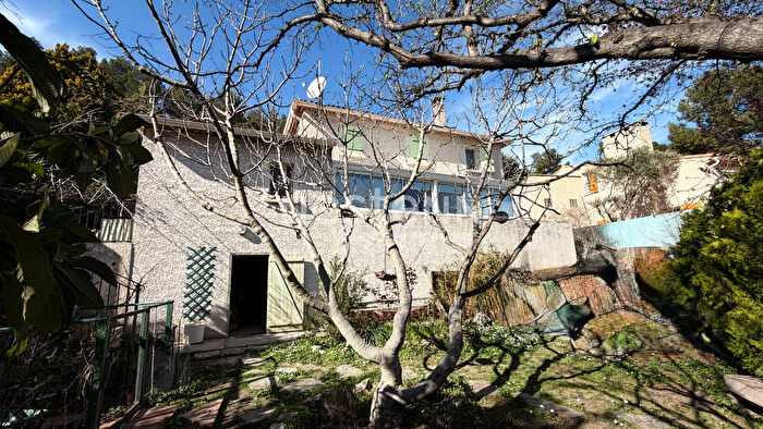 Maison à vendre - Cadolive - 6 pièces - 4 chambres