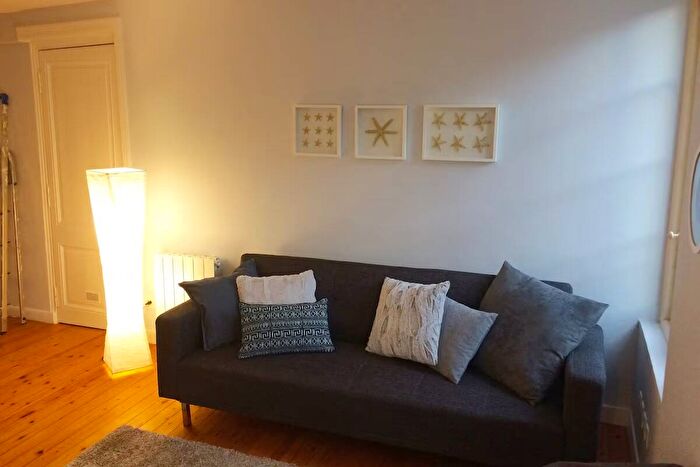 Appartement 1 pièce à Centre Ville, La Rochelle, à louer