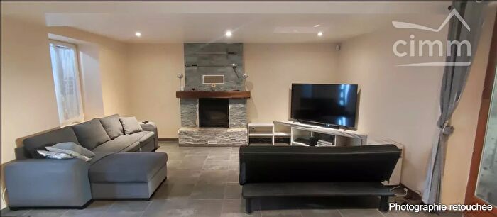 Maison à vendre - Saint-Hilaire-la-Gravelle - 5 pièces - 3 chambres