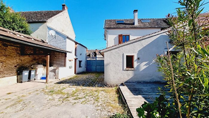 Maison 4 pièces à Milly-la-Forêt, à vendre