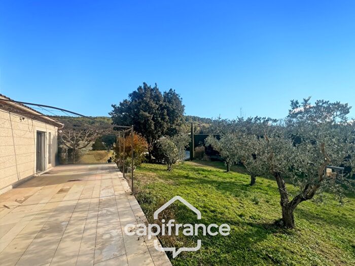 Maison à vendre - Taillades - 6 pièces - 4 chambres