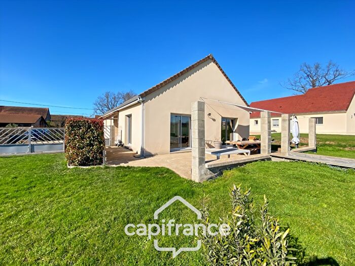 Maison à vendre - Messey-sur-Grosne - 5 pièces - 4 chambres