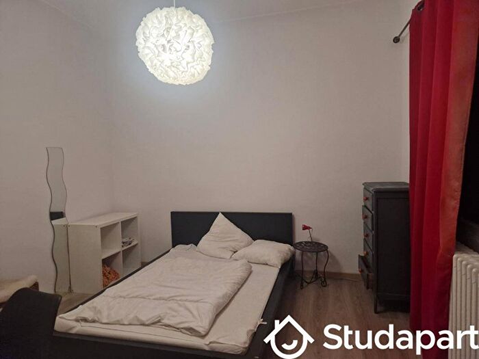 Appartement à louer - Les Platanes, Aix-en-Provence - 1 pièce - 1 chambre