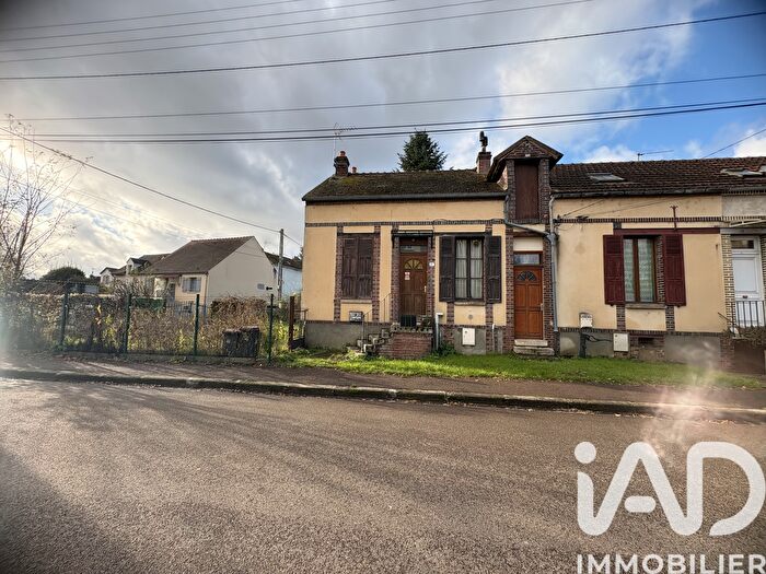 Maison à vendre - Sens, Faubourg dYonne, lîle dYonne - 5 pièces - 2 chambres