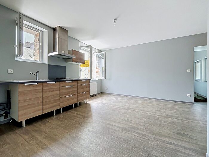 Surville : Appartement 3 pièces à louer