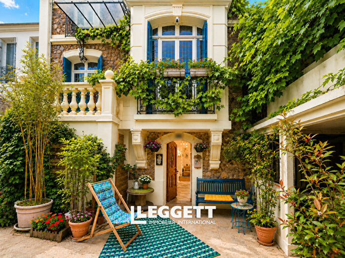 Malakoff, Paul Vaillant Couturier, Hoche, Paul Bert : Maison 9 pièces à vendre