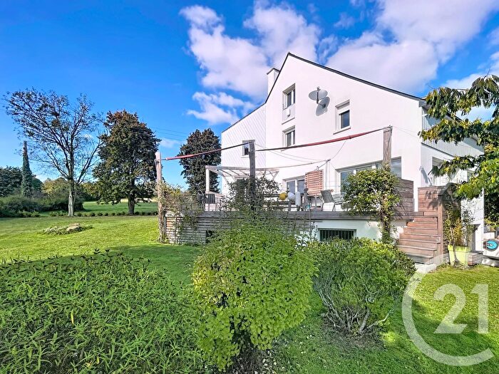 Maison à vendre - Plouër-sur-Rance - 8 pièces - 5 chambres