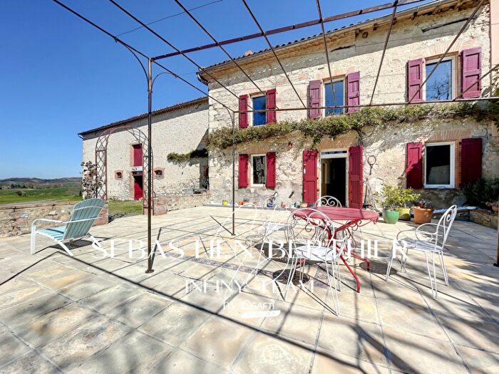 Maison à vendre - Lavaur - 6 pièces - 4 chambres