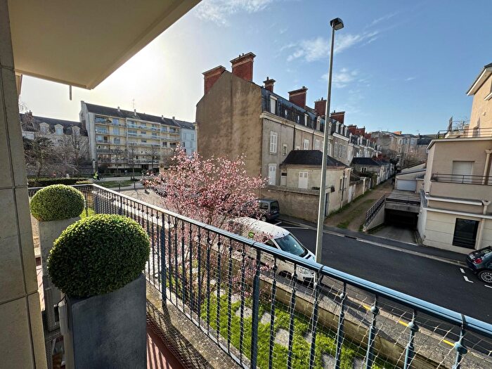 Appartement à louer - Angers, Centre-ville, La Fayette - 4 pièces - 3 chambres