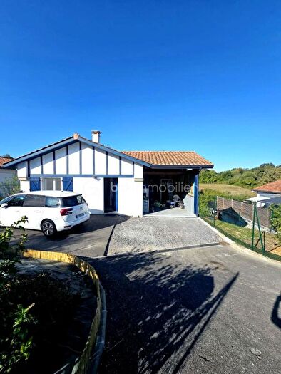 Maison 4 pièces à vendre à Urcuit
