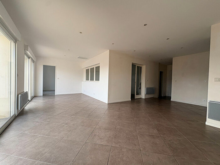 Appartement à louer - Talence, Saint-Genès, La Médoquine, Haut-Brion - 4 pièces - 3 chambres