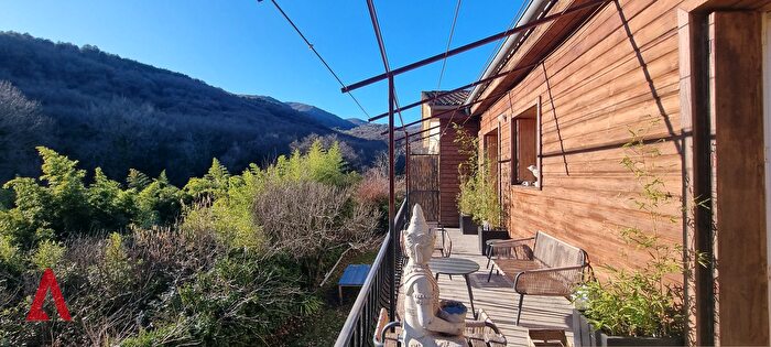 Maison à vendre - Les Plans - 6 pièces - 4 chambres