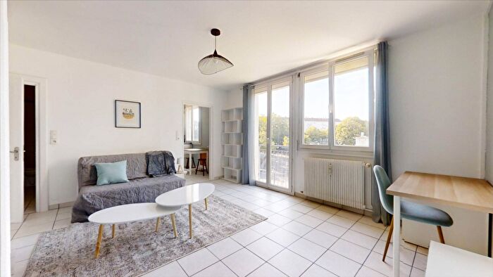 Appartement à louer - Montrapon, Montboucons, Besançon - 1 pièce - 1 chambre