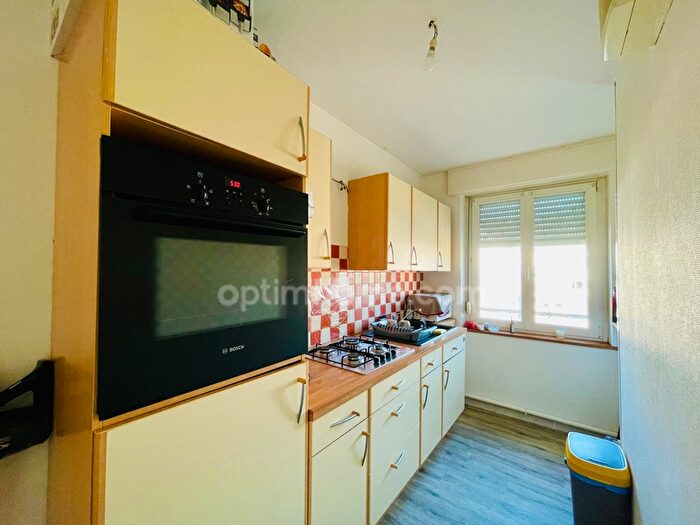 Appartement à vendre - Saint-Dié-des-Vosges, Stanislas - 2 pièces - 1 chambre