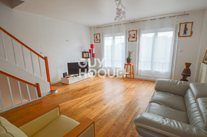 Maison 5 pièces à Villepreux, à vendre