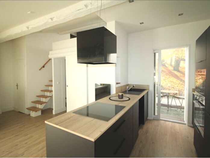 Appartement à vendre - Grenoble, Centre-ville - 2 pièces - 2 chambres