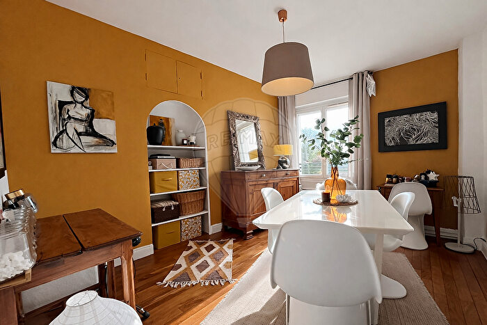 Appartement à vendre - Senlis, Villevert - 6 pièces - 4 chambres