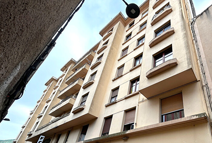 Appartement à vendre - Carcassonne, Centre-ville - 3 pièces - 2 chambres